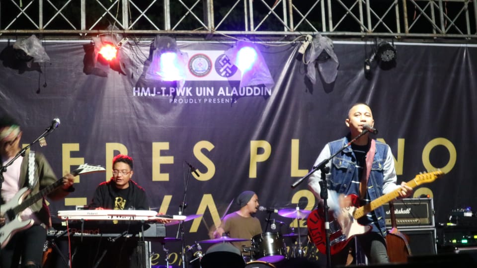 The Rain Band Meriahkan Malam Puncak CPF HMJ PWK - Washilah